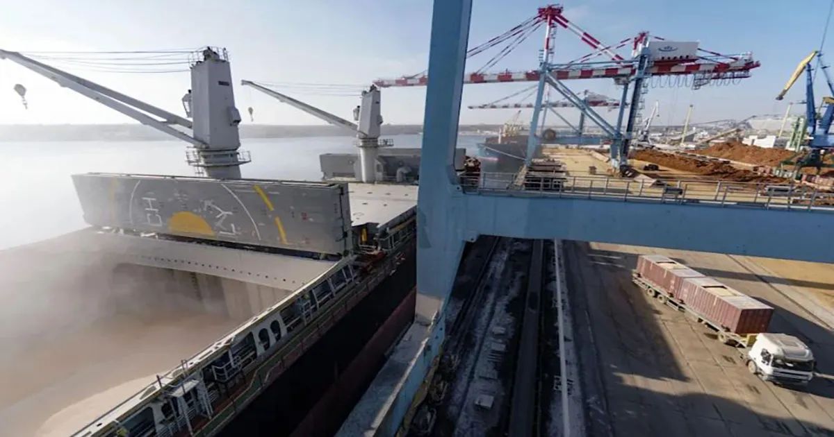 Cargill Says Ship It Chartered Was Hit While in Ukraine’s Waters